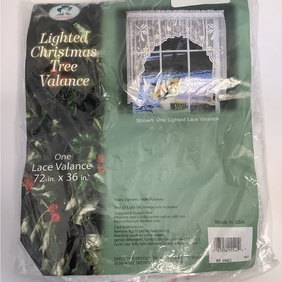 Quaker | Holiday | Vintage Quaker Lighted Christmas Tree Valance Lace ...